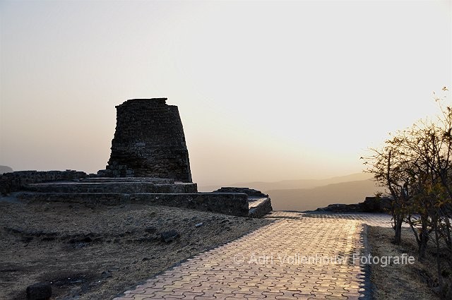in102 sunsetpoint mandu