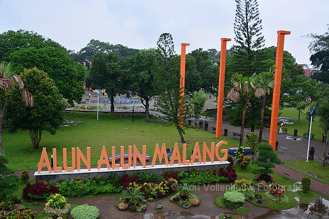 jb080 alun alun malang